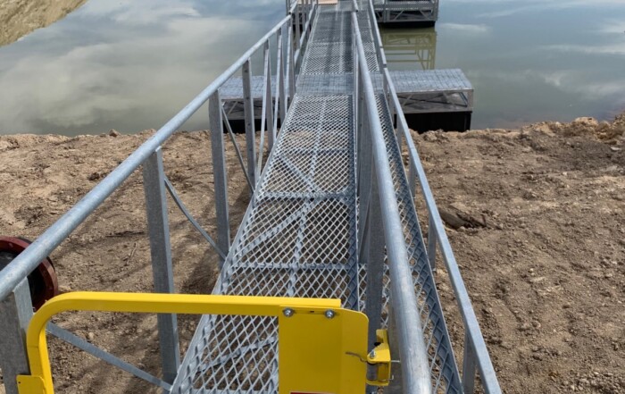 Industrial & Pump Docks - Floating Docks Manufacturing Company