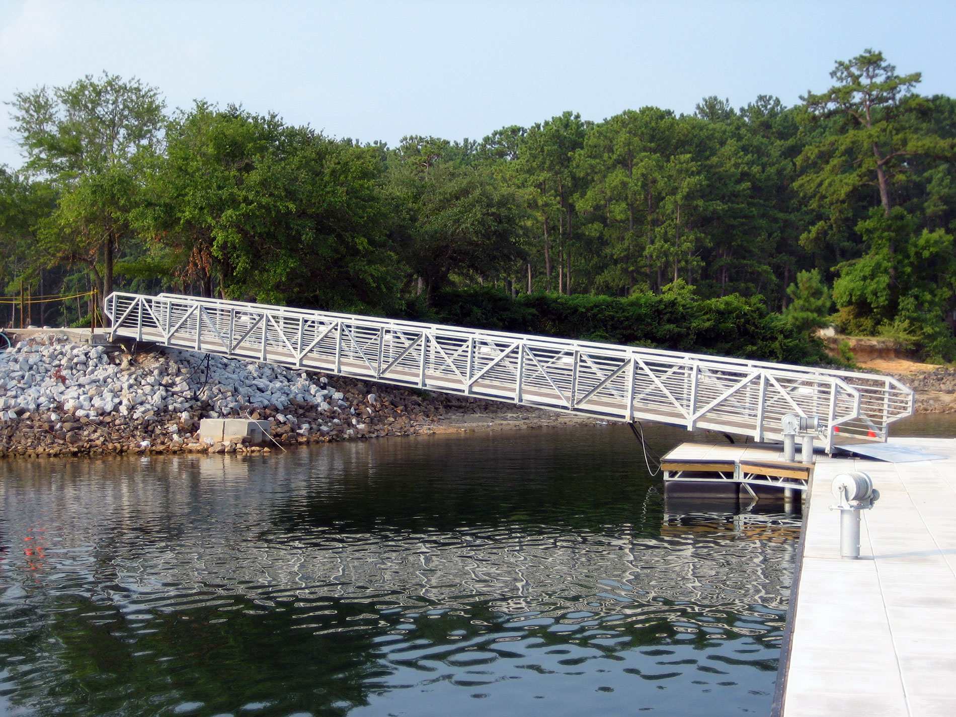 Bridges & Access Walkways - Floating Docks Manufacturing Company