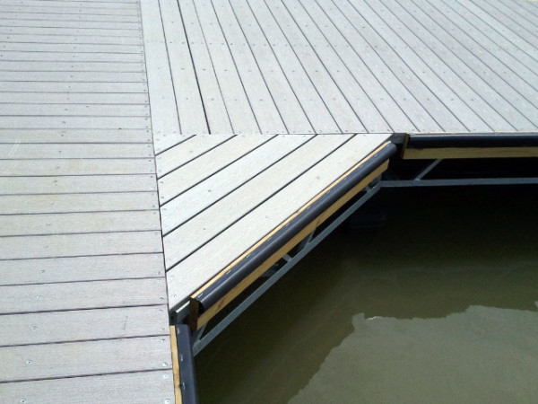 Corner Gusset Assembly - Floating Docks Manufacturing Company
